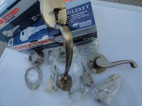 SCHLAGE JH60-BARCELONA Dexter Handleset Door Exterior Single